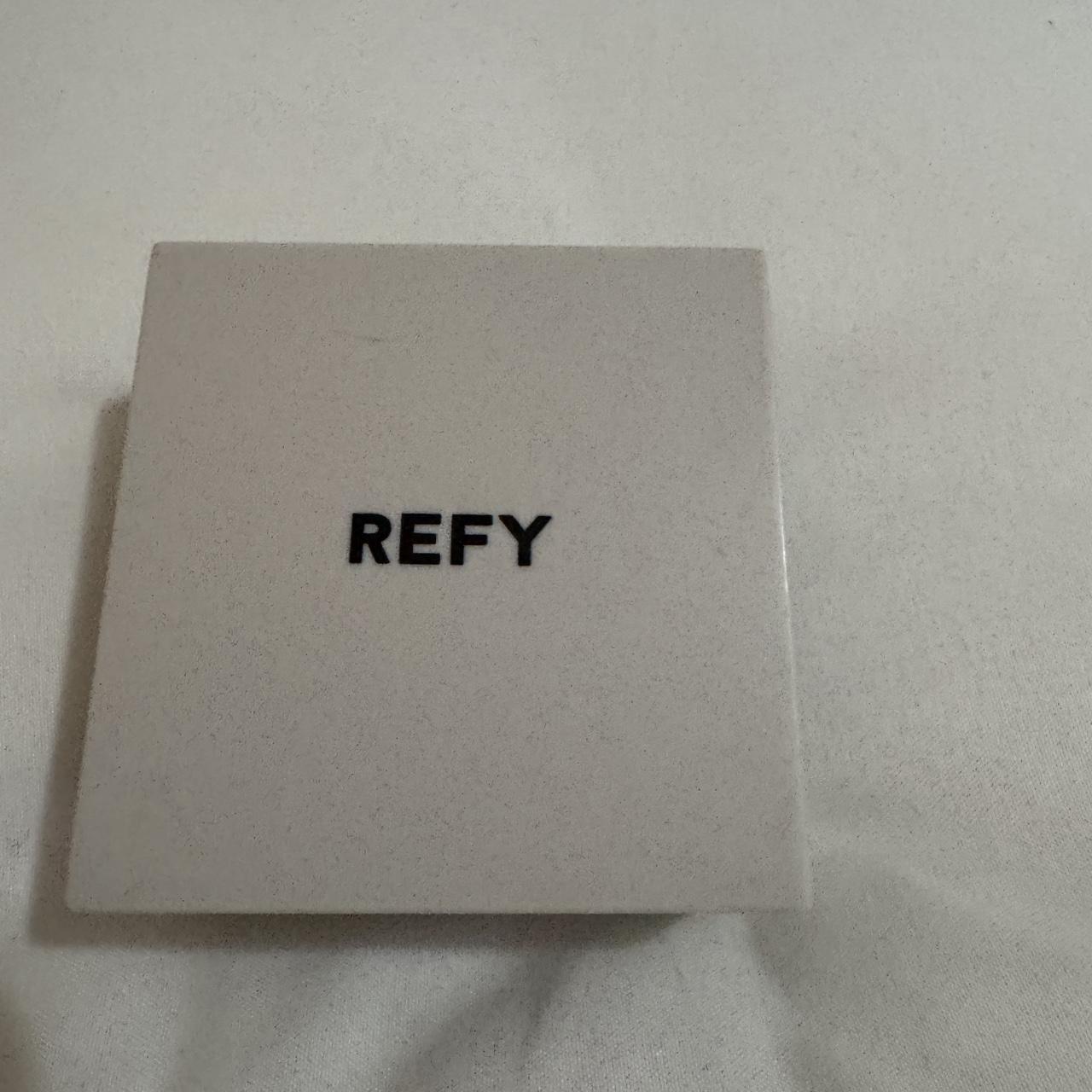 Refy translucent water setting powder #setting powder | Depop