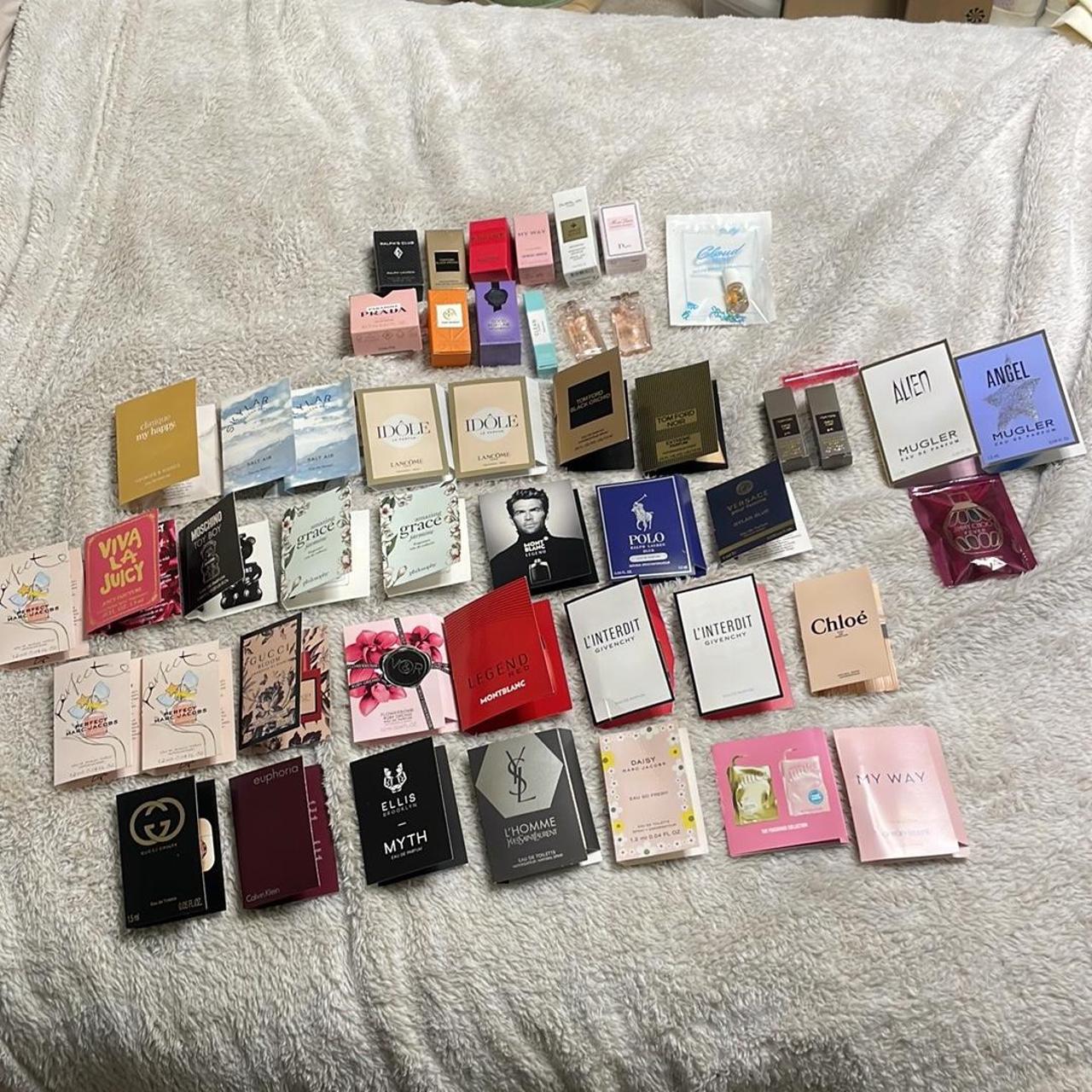 perfume sampler !!!! tons of perfume samples -... | Depop
