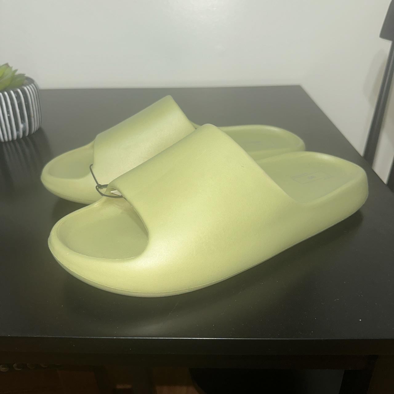 UO EVA Slide Sandal Color: olive Size Men’s 11 - Depop