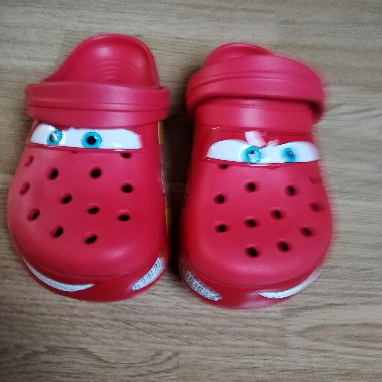 Size 2 lightning mcqueen crocs - Depop