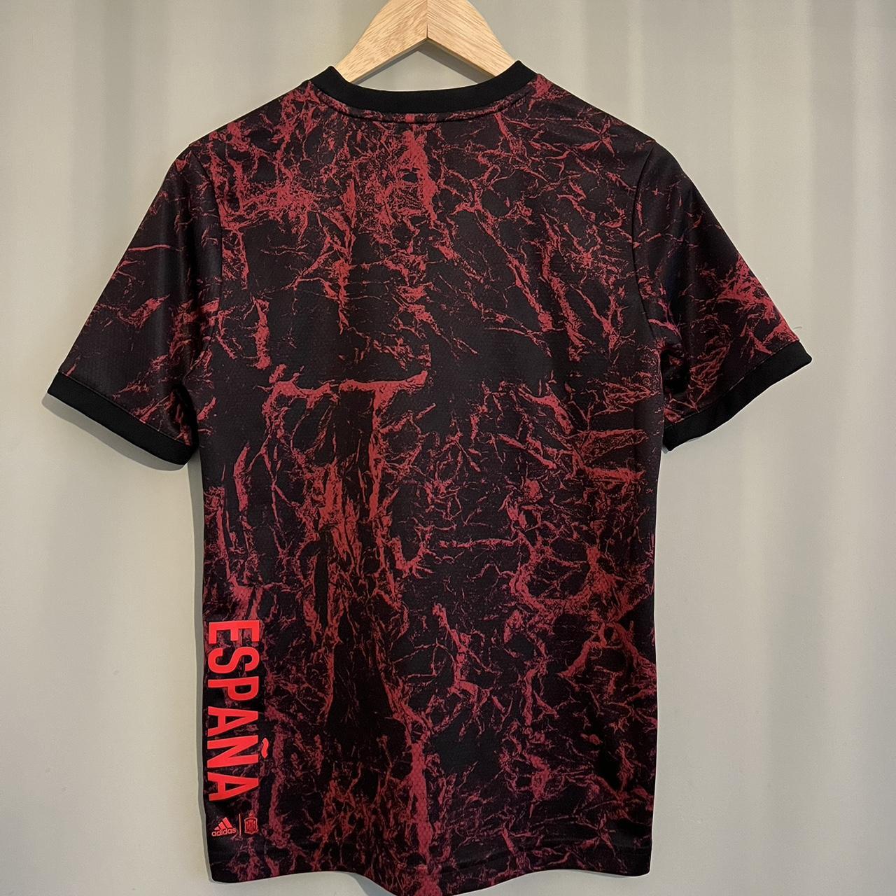 SPAIN NATIONAL TEAM. Rare training top, 2021/22.... - Depop