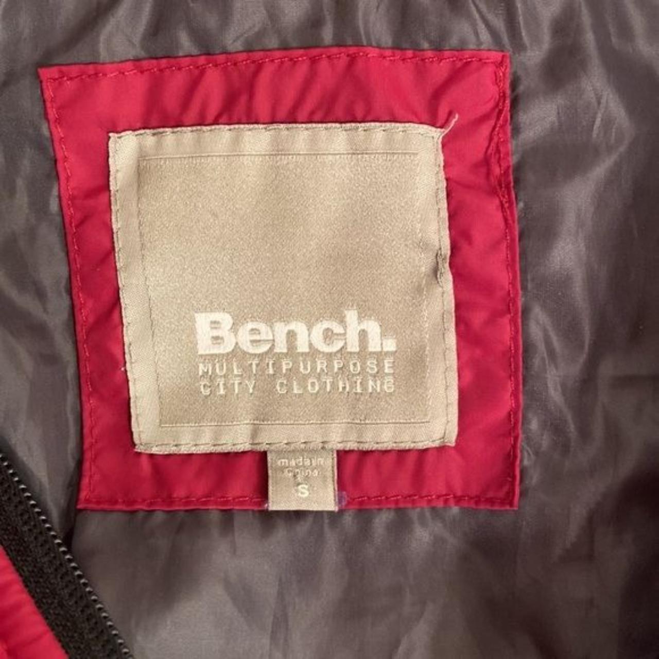 Bench Women's Pink Gilet | Depop