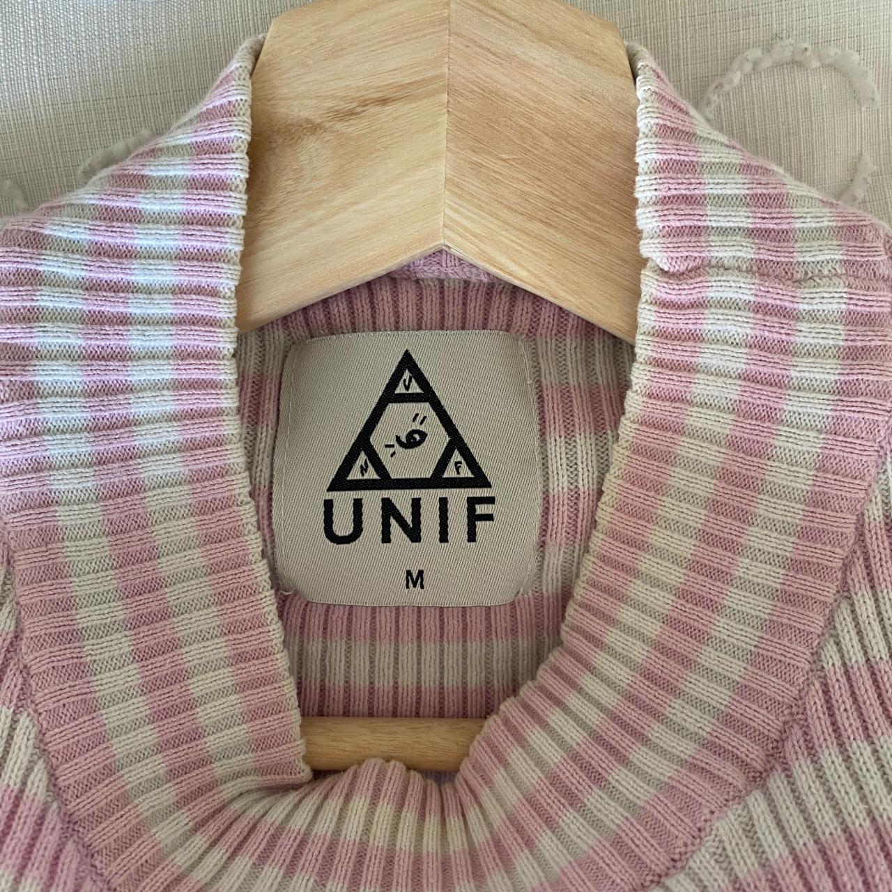 Unif Cropped Tee - Depop