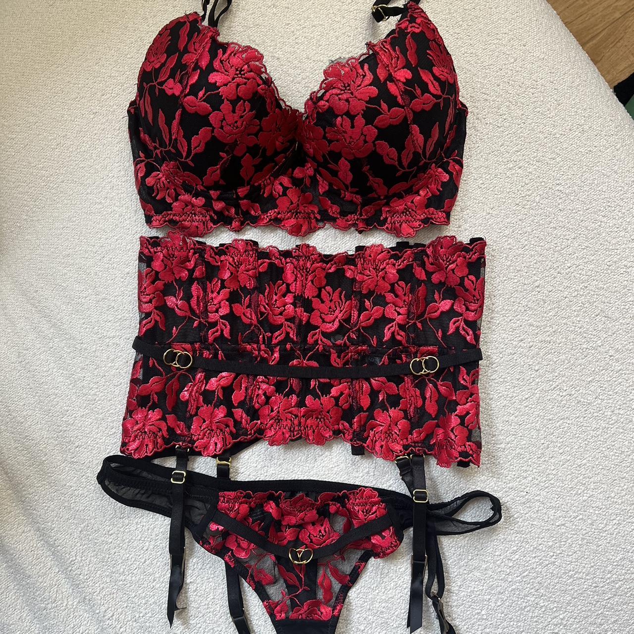 Gorgeous, like new, Ann Summers set.Black with red... - Depop