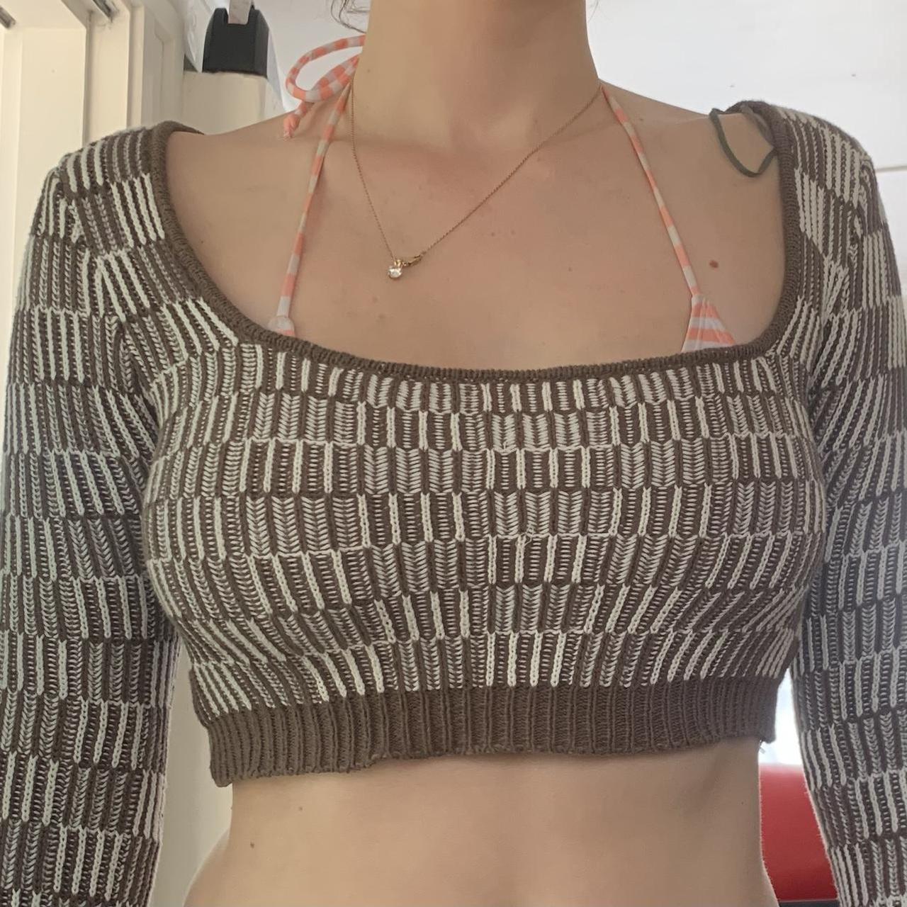 Glassons Long sleeve scoop neck crotchet crop top-... - Depop