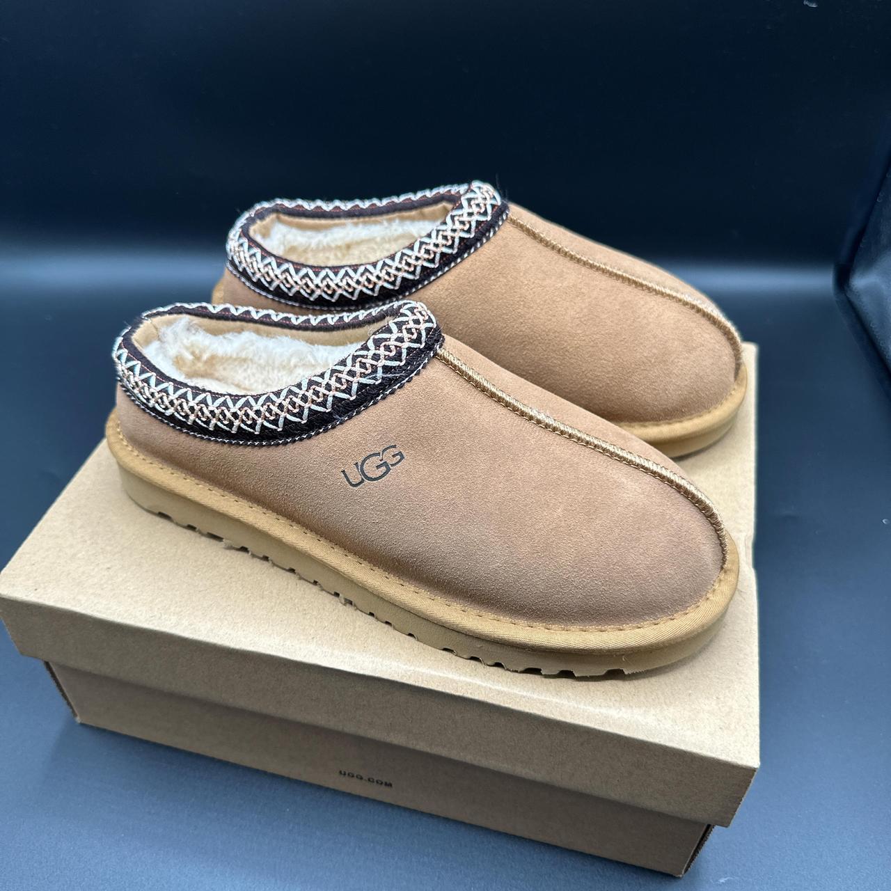 BRAND NEW! UGG TASMAN COLOUR: CHESTNUT SIZE: 6 - Depop