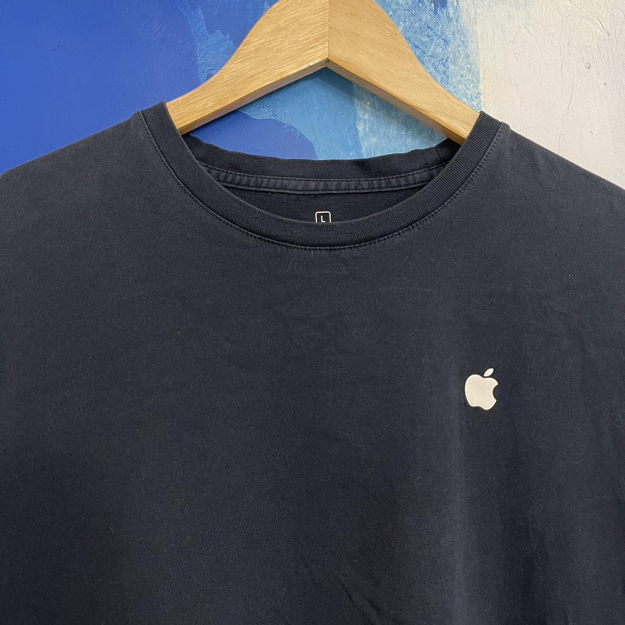 Apple Store Employee T-Shirt Men's Size Large Black... - Depop