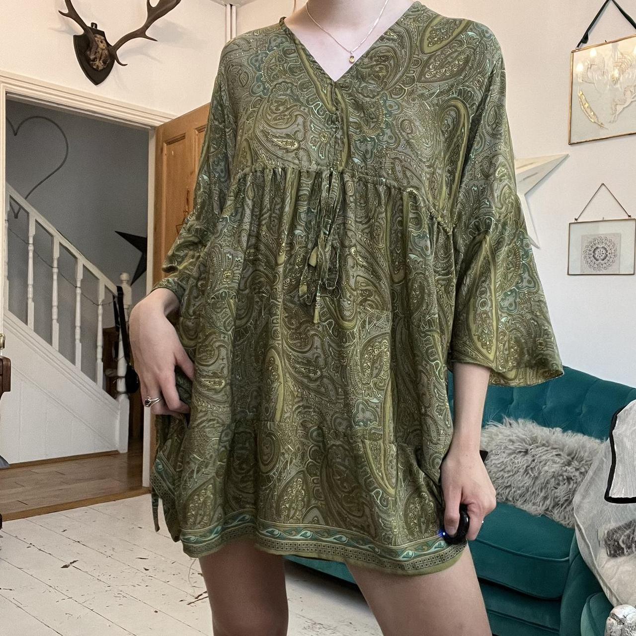 Silk green patterned dress Doing a super big clean... - Depop