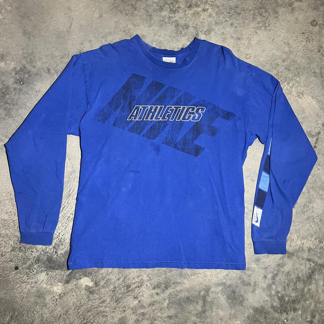 Very 00’s! Another super cool Nike Athletics 00’s... - Depop