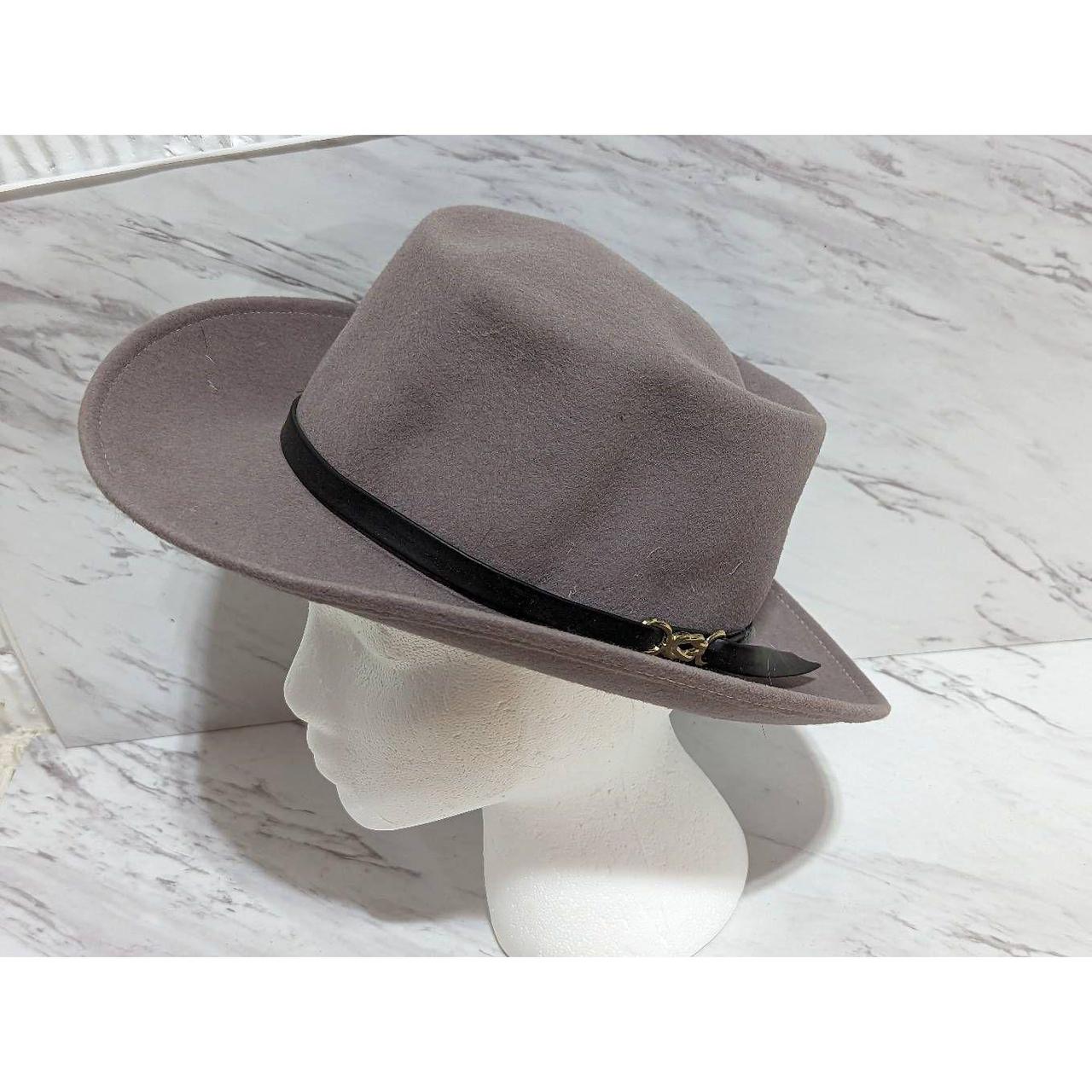 Fabini Vintage Women's Gray Wool Hat Embrace the... - Depop