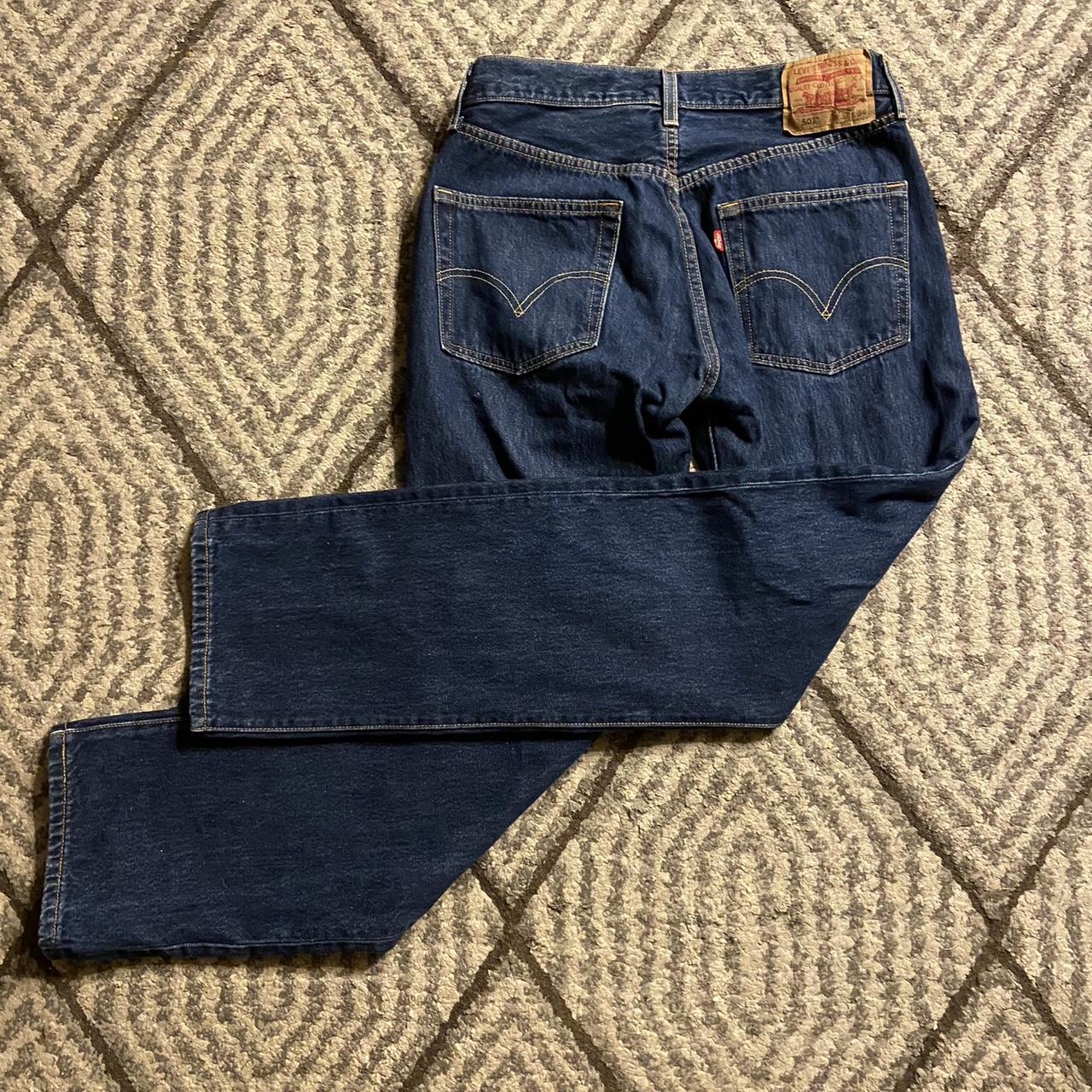 Levi's Men's Navy Jeans | Depop