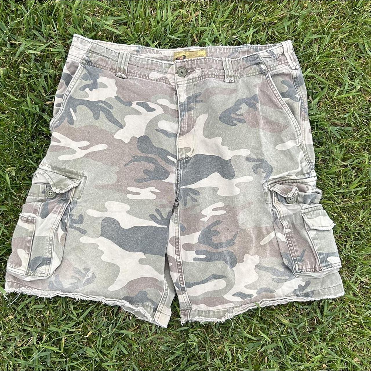Sideout Men's multi Shorts | Depop