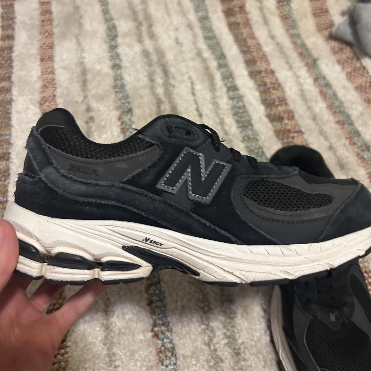 NEW BALANCE 2002r Black colorway good condition.... - Depop