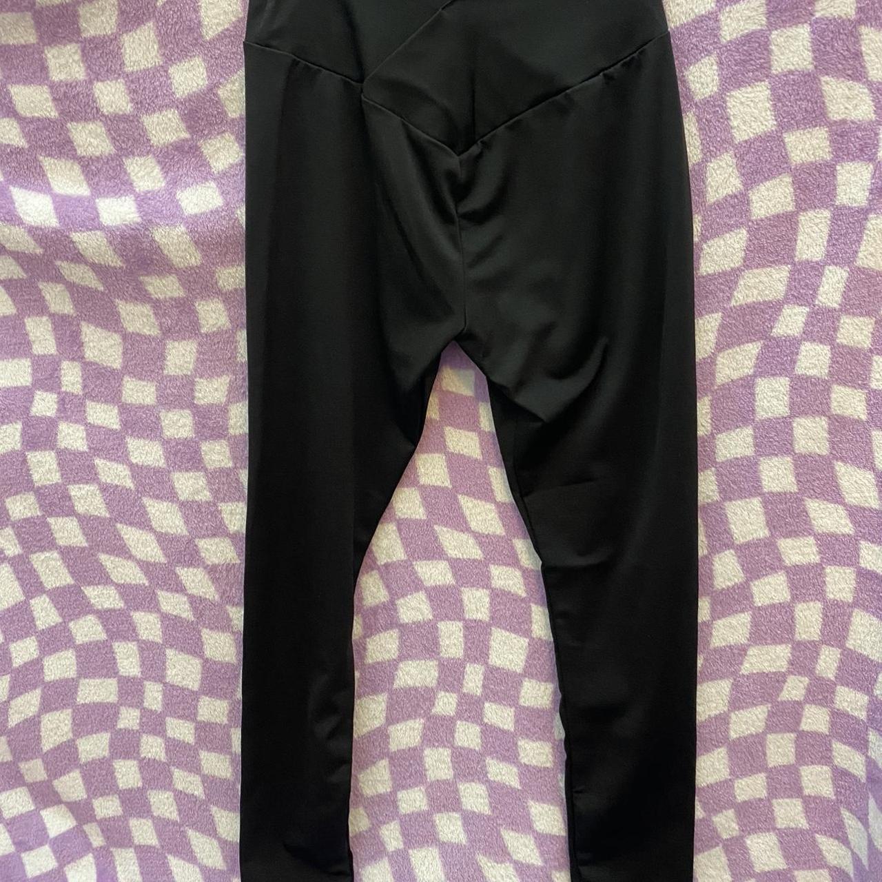 Shein Cross Front Leggings Great Condition Only Depop