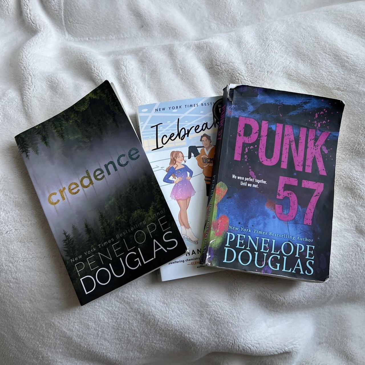 SELLING MY SMUT BOOK COLLECTION‼️💔🫶 here i’m... - Depop