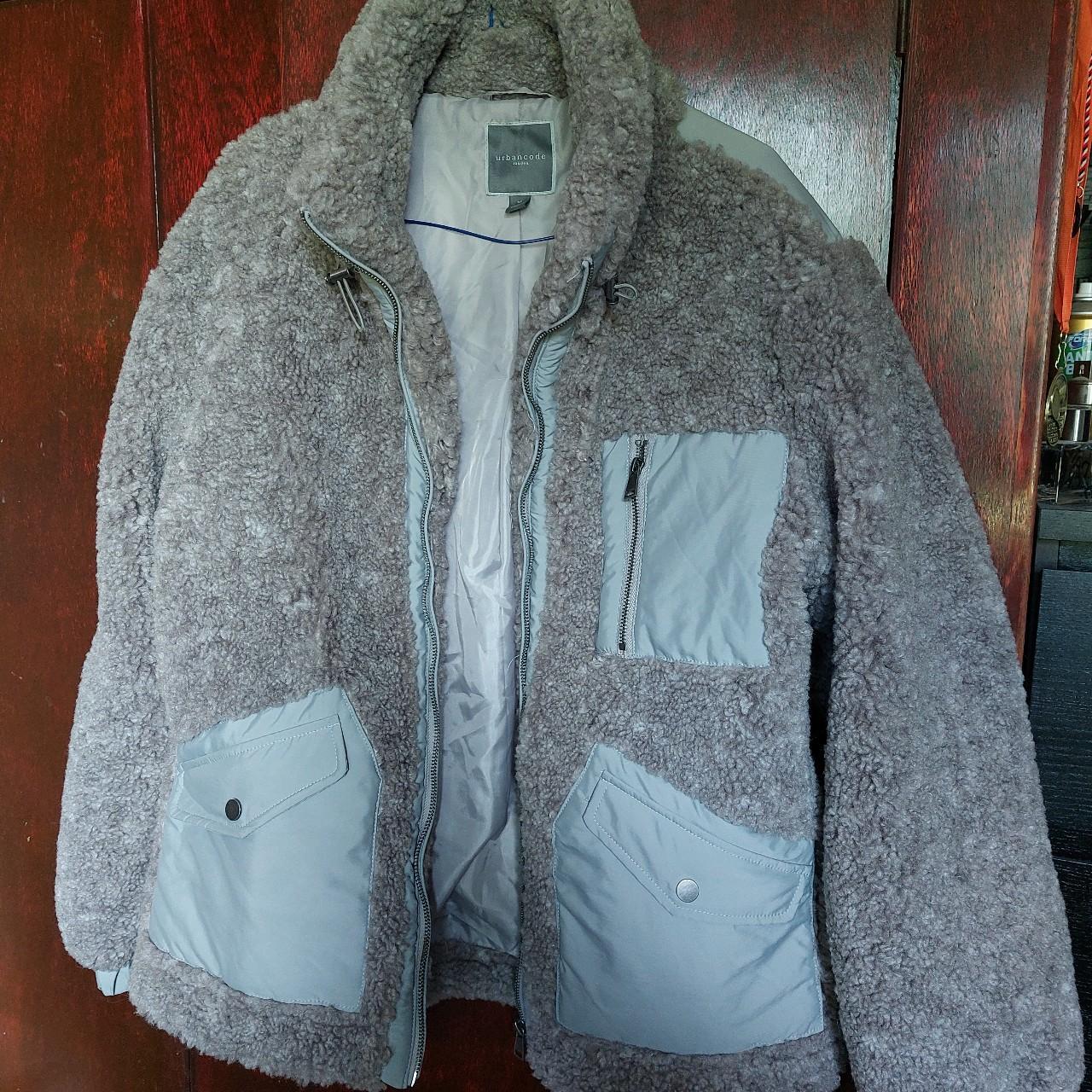 URBAN OUTFITTERS GREY SHERPA JACKET Warm and wooly... - Depop
