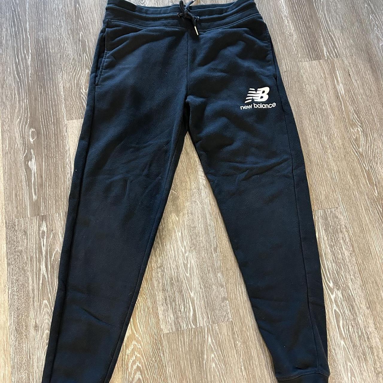 new balance sp medium - Depop