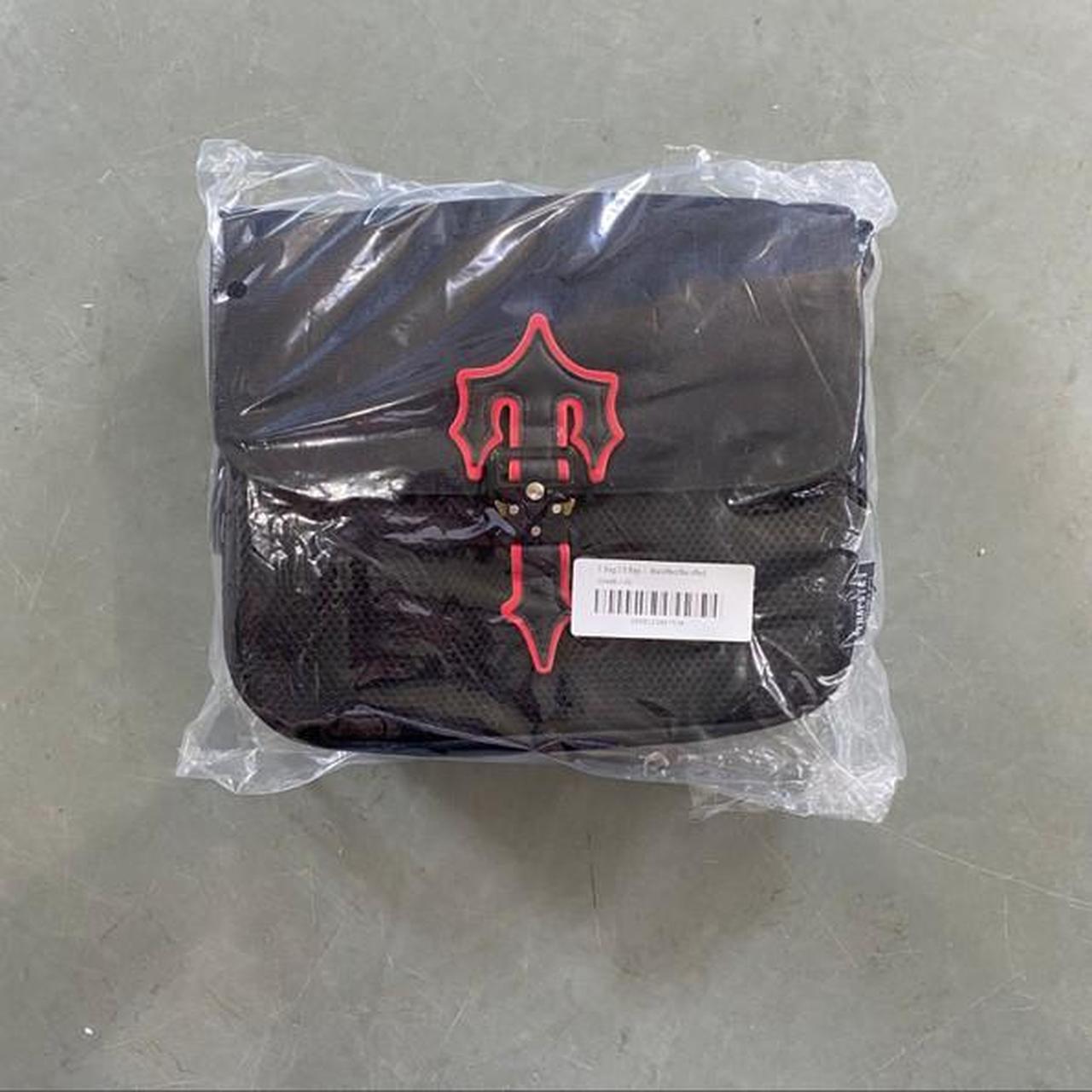Trapstar Messenger Bag 2.0 - Black/Red One... - Depop