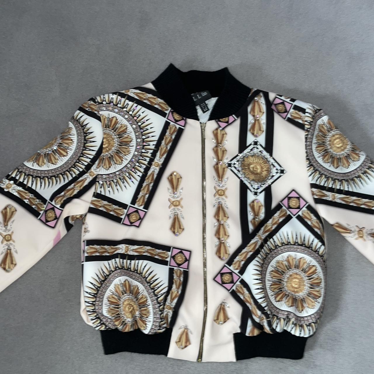 Patterns bomber jacket size 6 - Depop
