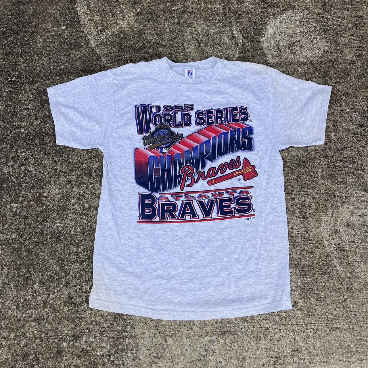 vintage 1995 atlanta braves tshirt size large Logo7 - Depop