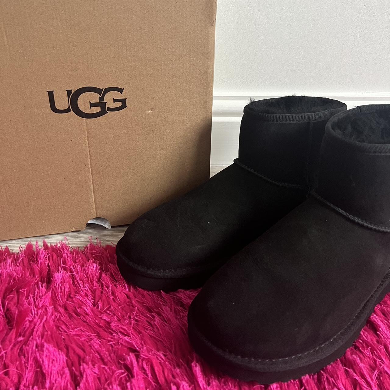 UGGS Black Classic Mini II Boots size 7 OPEN TO... - Depop