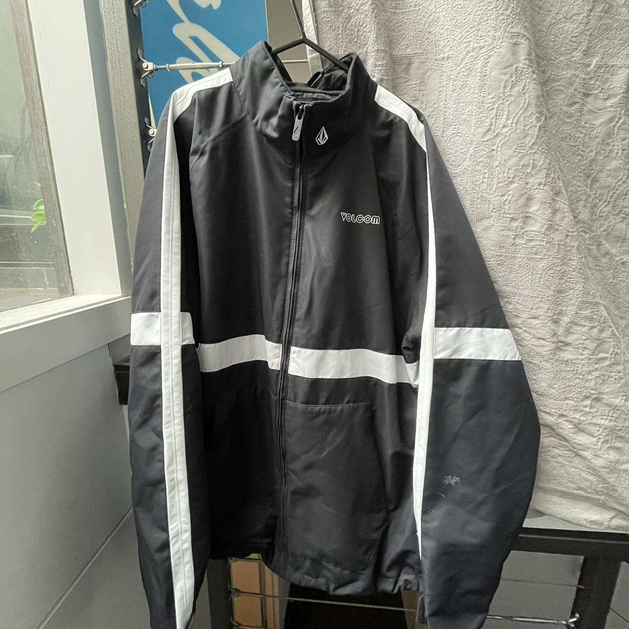 volcom XL snowboarding jacket 10k-10k... - Depop