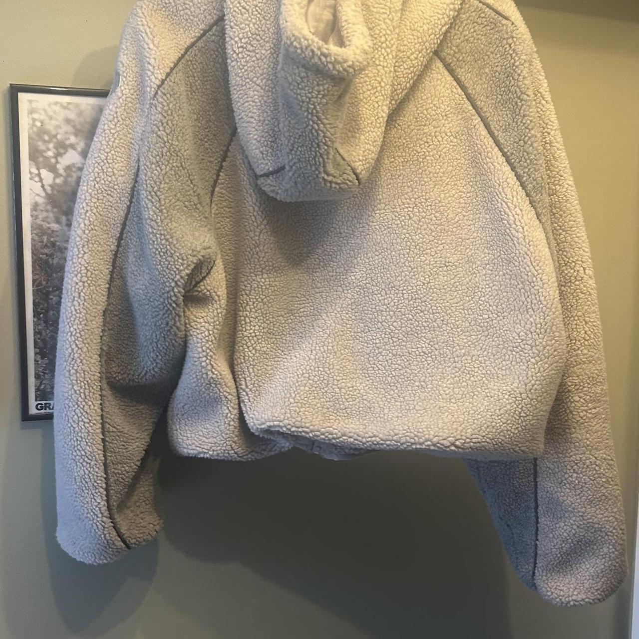 Merta yeti fleece - Depop