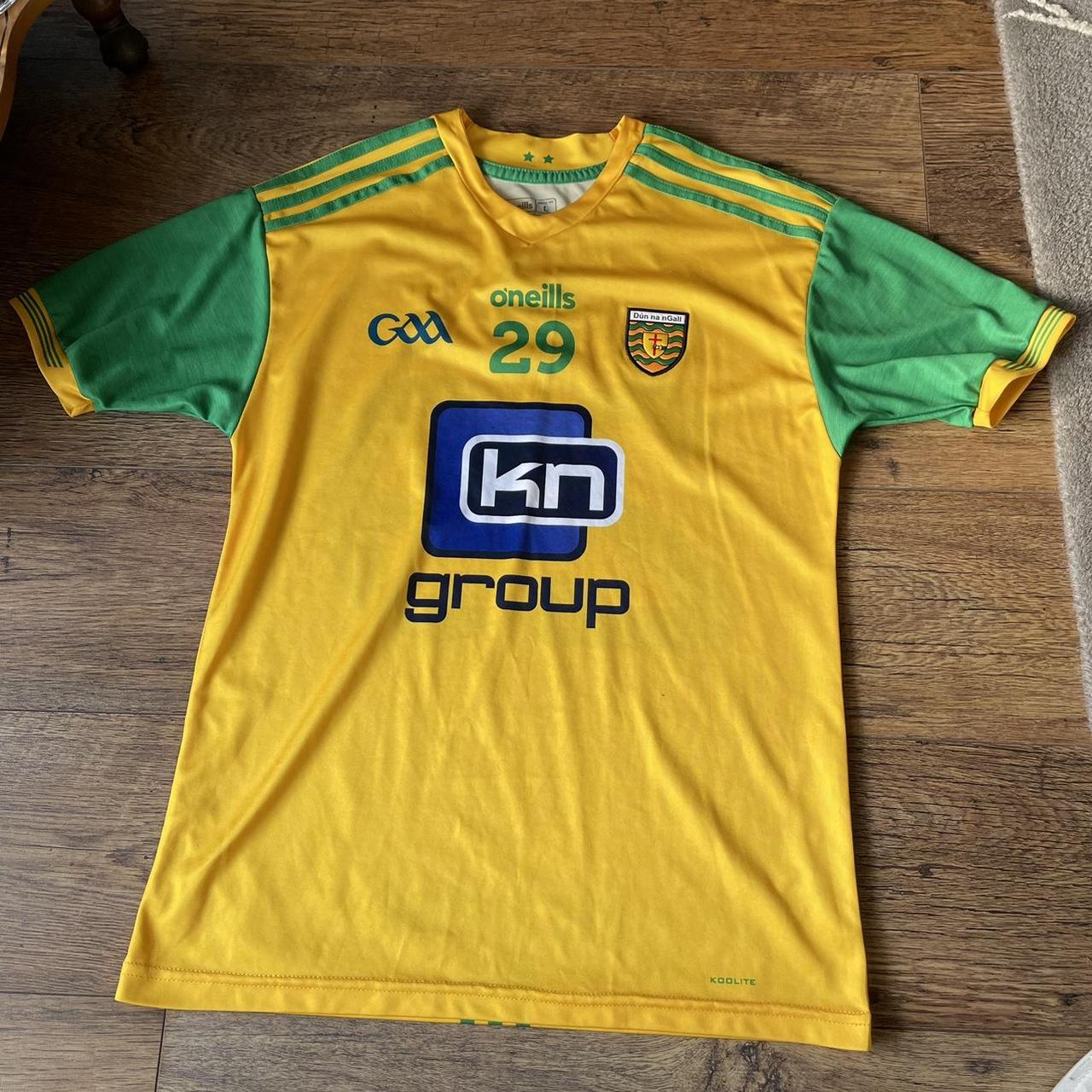 Donegal GAA jersey Large Tight Fit With GPS - Depop