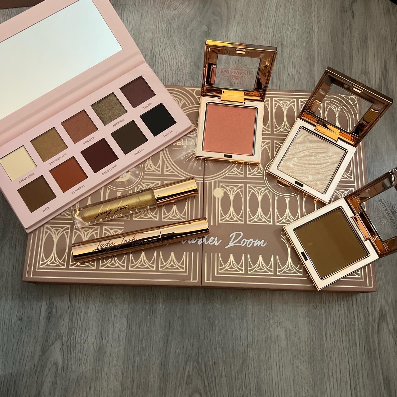Bellamianta~ The Powder Room Set 3XAvailable//Brand... - Depop