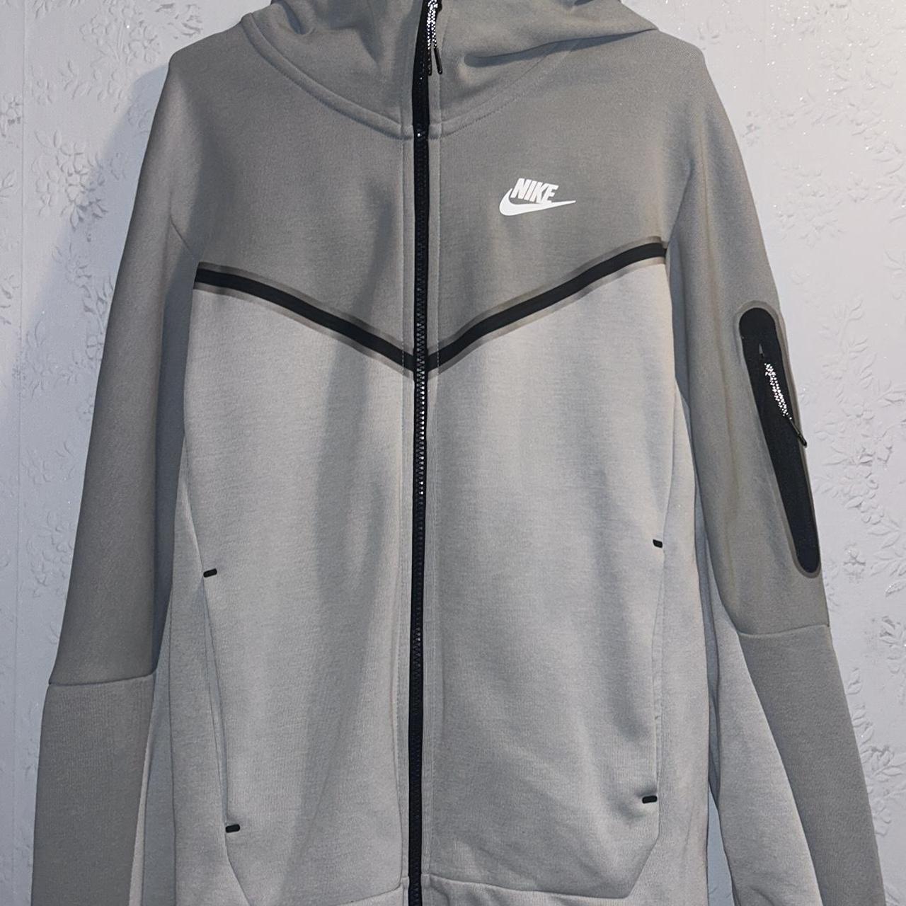 Nike Men's Grey Suit | Depop