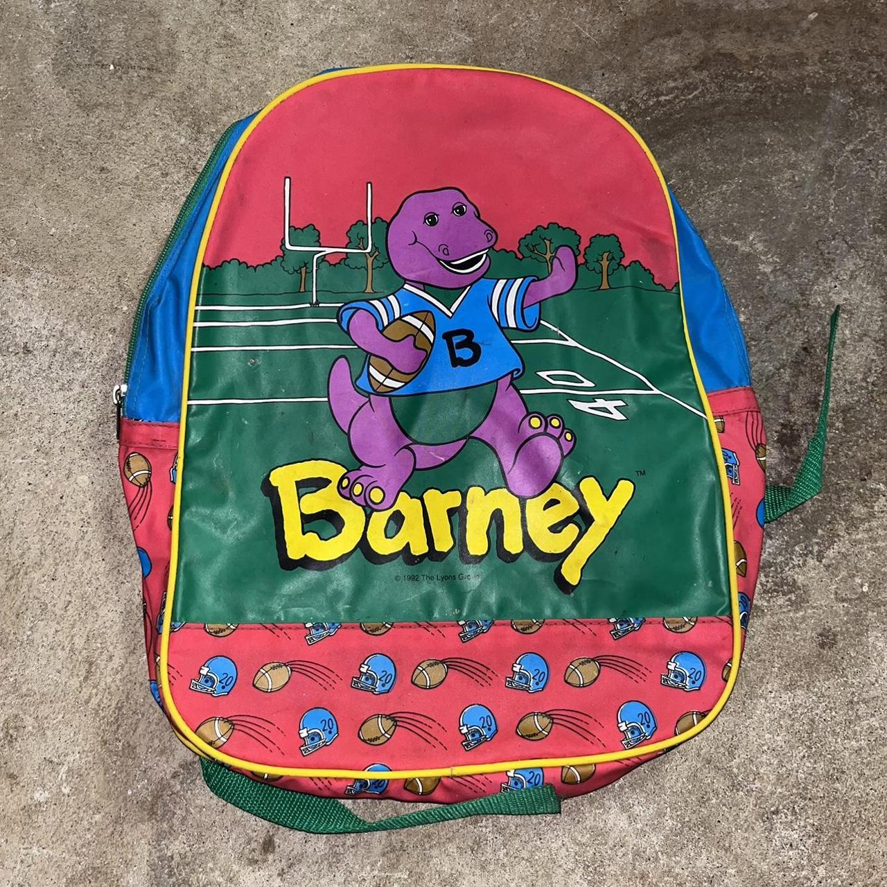 Barney's Men's Green and Red Bag | Depop