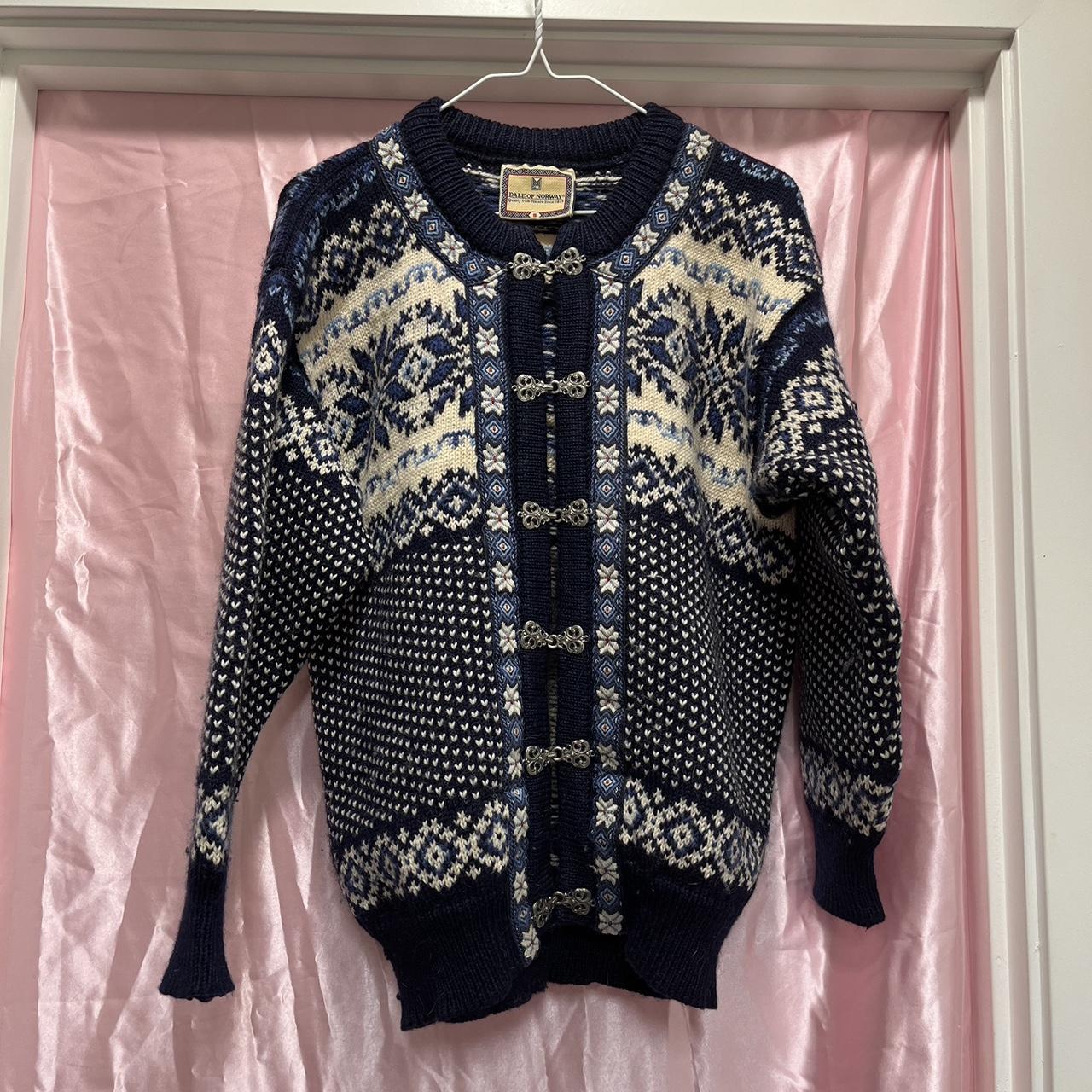 Dale of Norway 🇳🇴 cardigan with metal closures.... - Depop