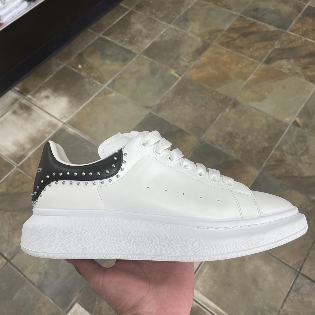 Alexander McQueen - Depop