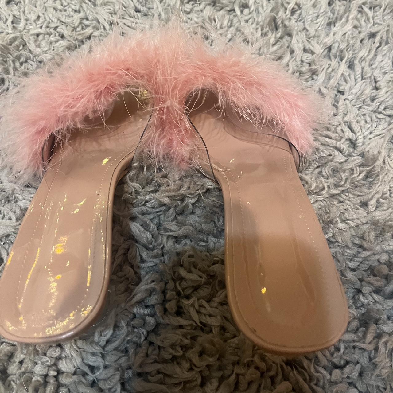 Women's Pink Courts | Depop