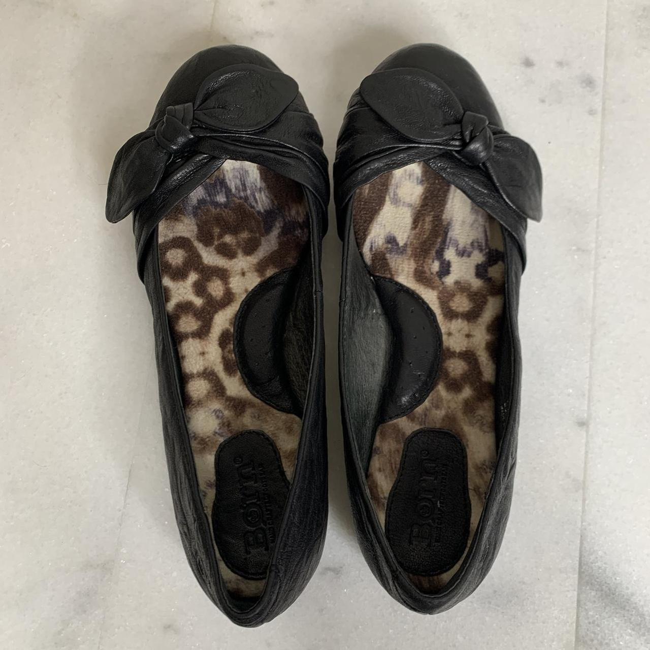 bow ballet flats excellent condition... - Depop