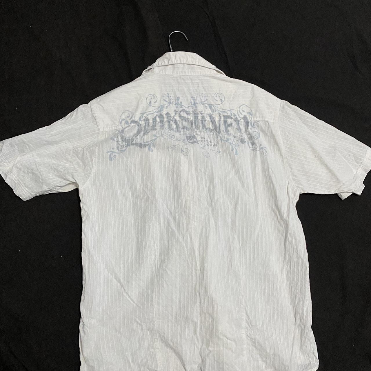 90s QUICKSILVER BUTTON UP CONDITION 9/10 slight fading - Depop