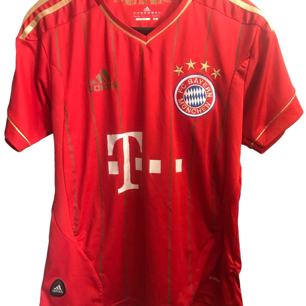 Souvenir Bayern munchen number 25 muller football... - Depop