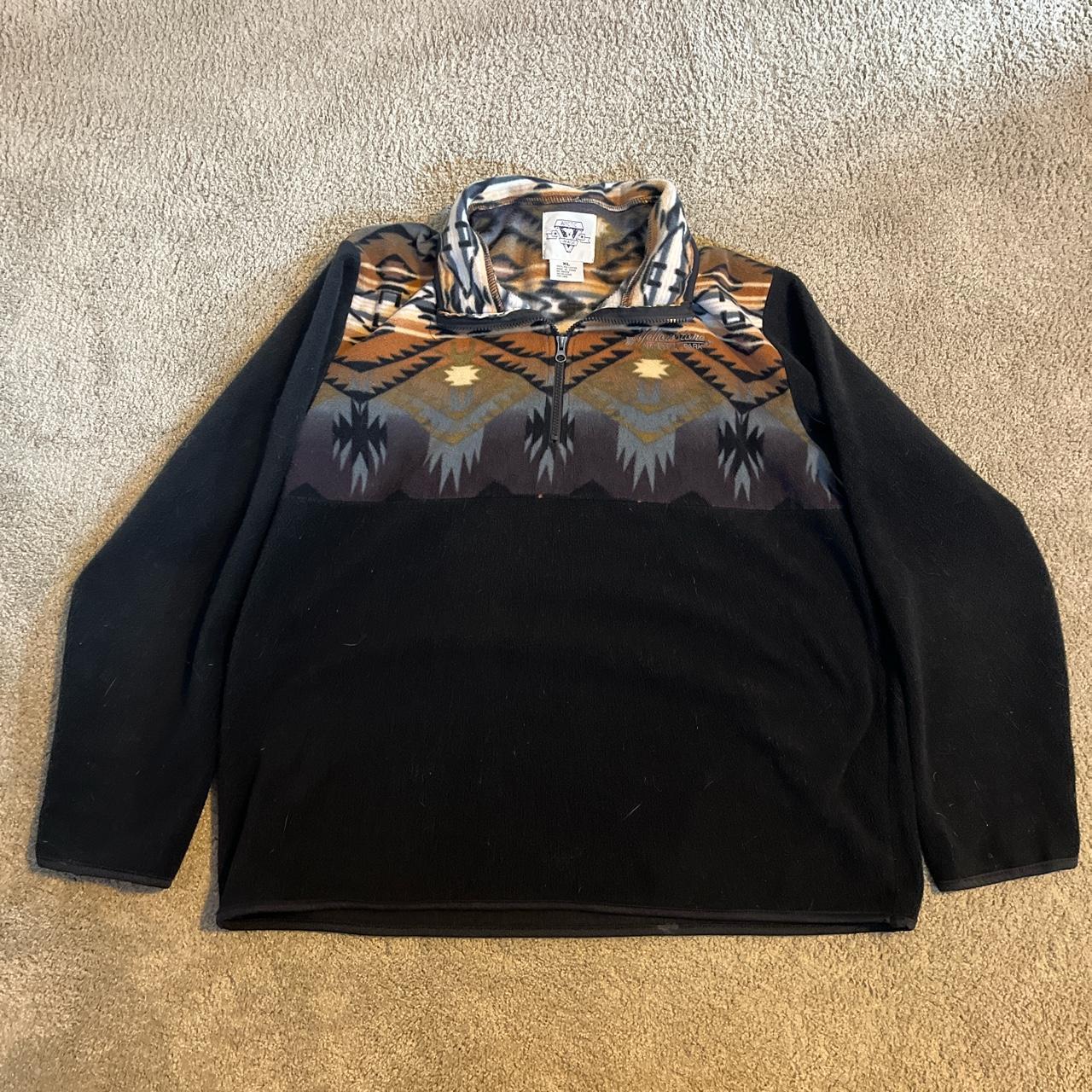 Vintage Arctic Image Aztec Pattern Fleece... - Depop