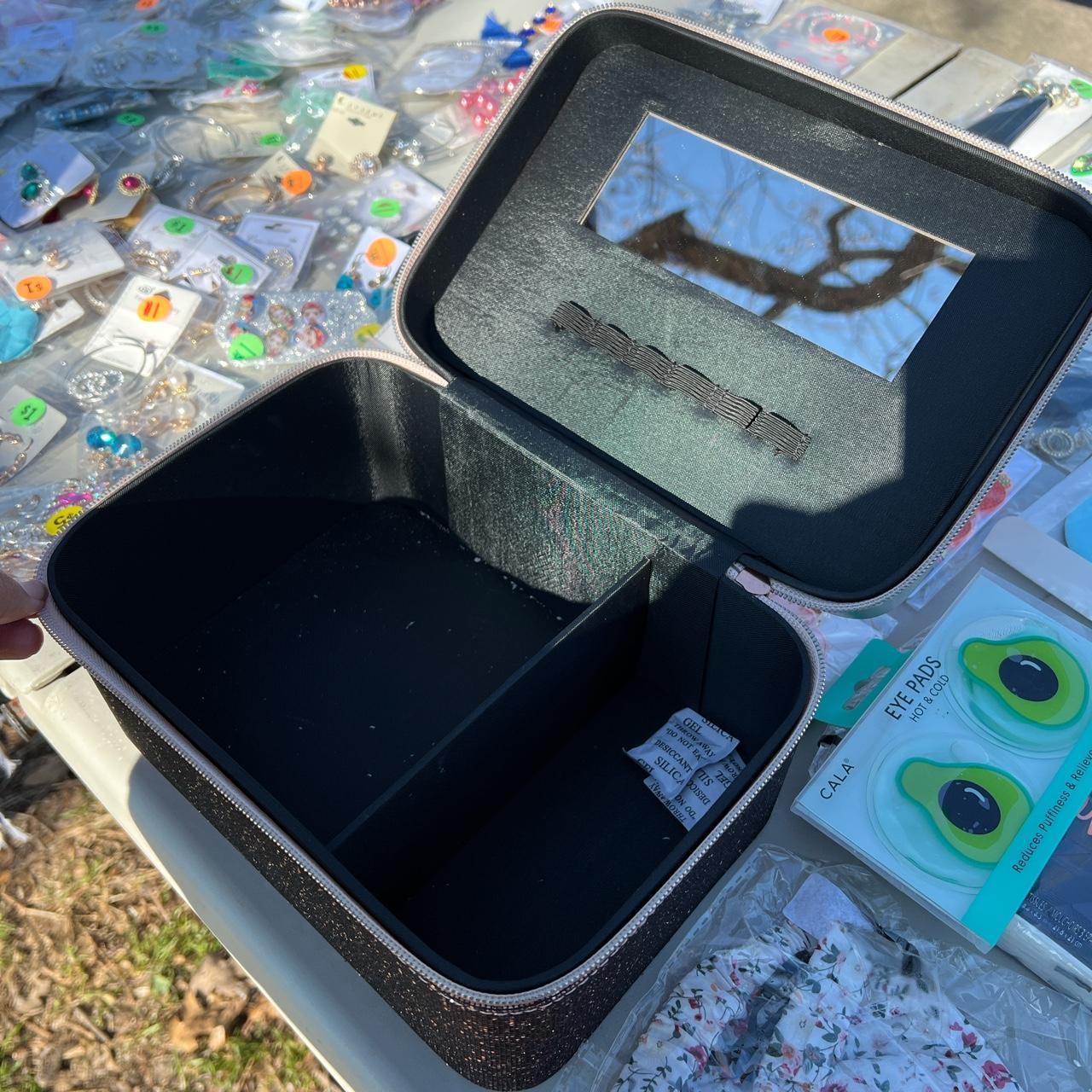 Makeup box , rose gold glitter Stoarge box . - Depop