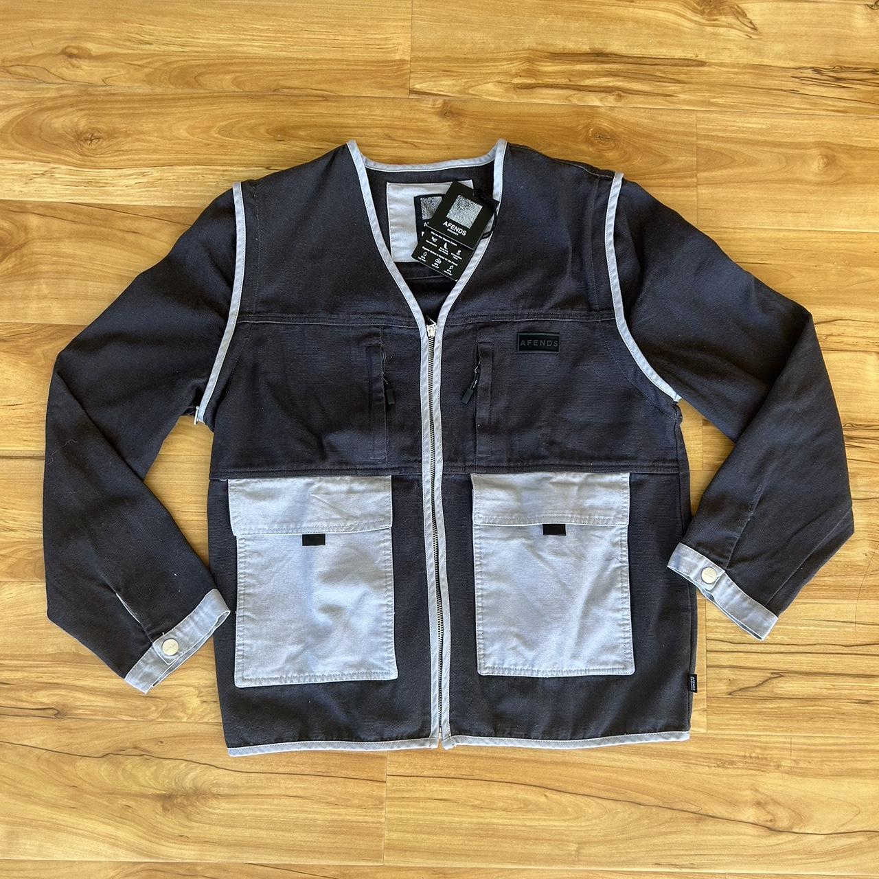 Convertible jacket/vest NEW NEVER WORN. tags still... - Depop