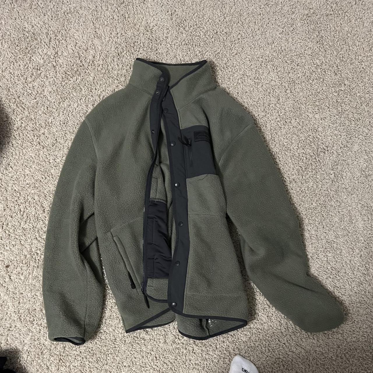 Merrel fleece jacket. Good condition size XXL - Depop