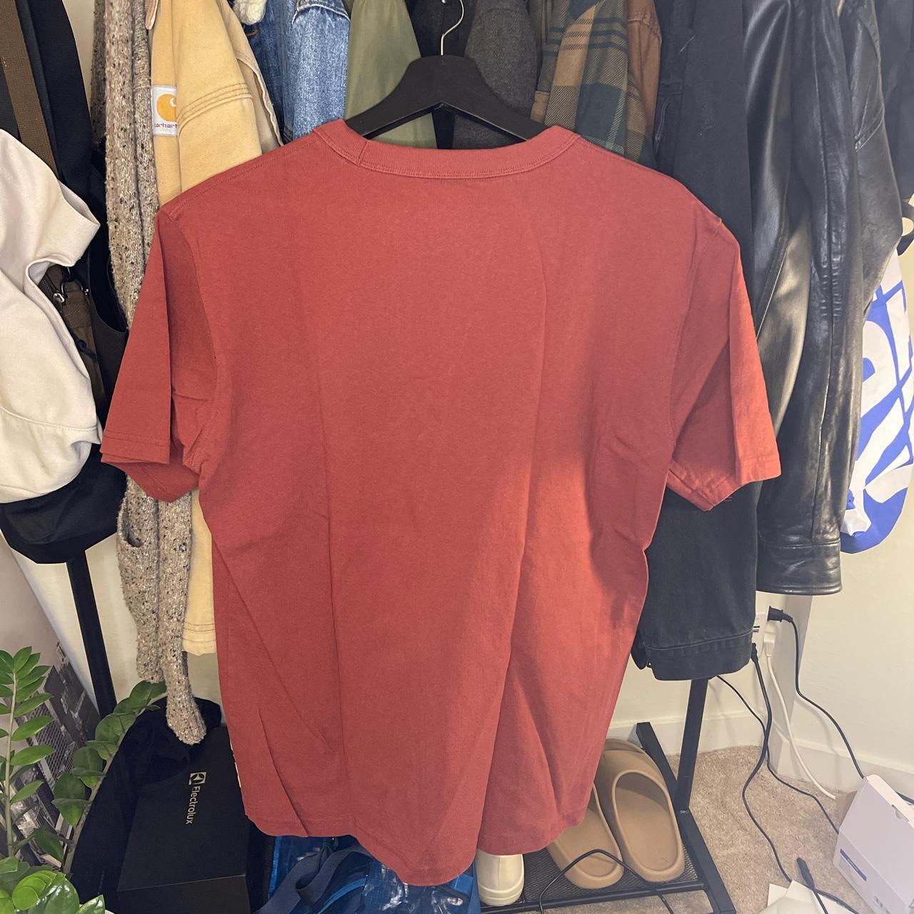 uniqlo red t-shirt - Depop