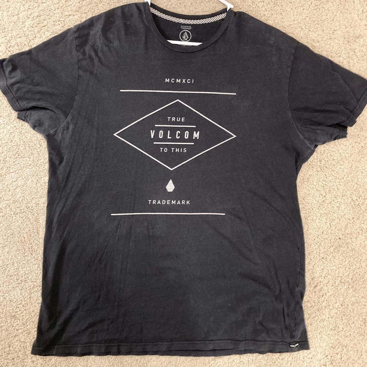 (No PayPal Payments for now :/) Volcom black Extra... - Depop