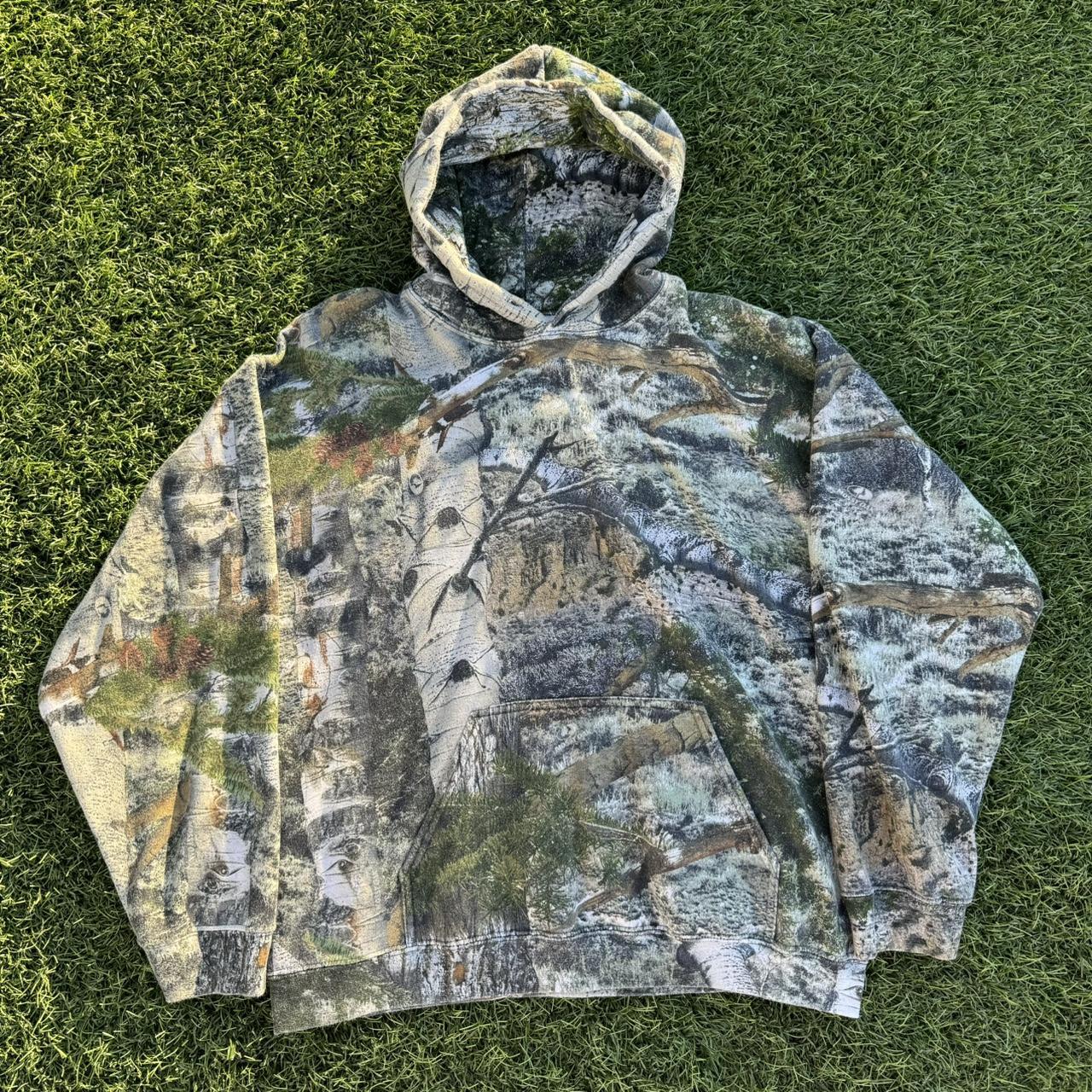 Realtree Essentials Mossy Oak Sweatshirt Size:... - Depop