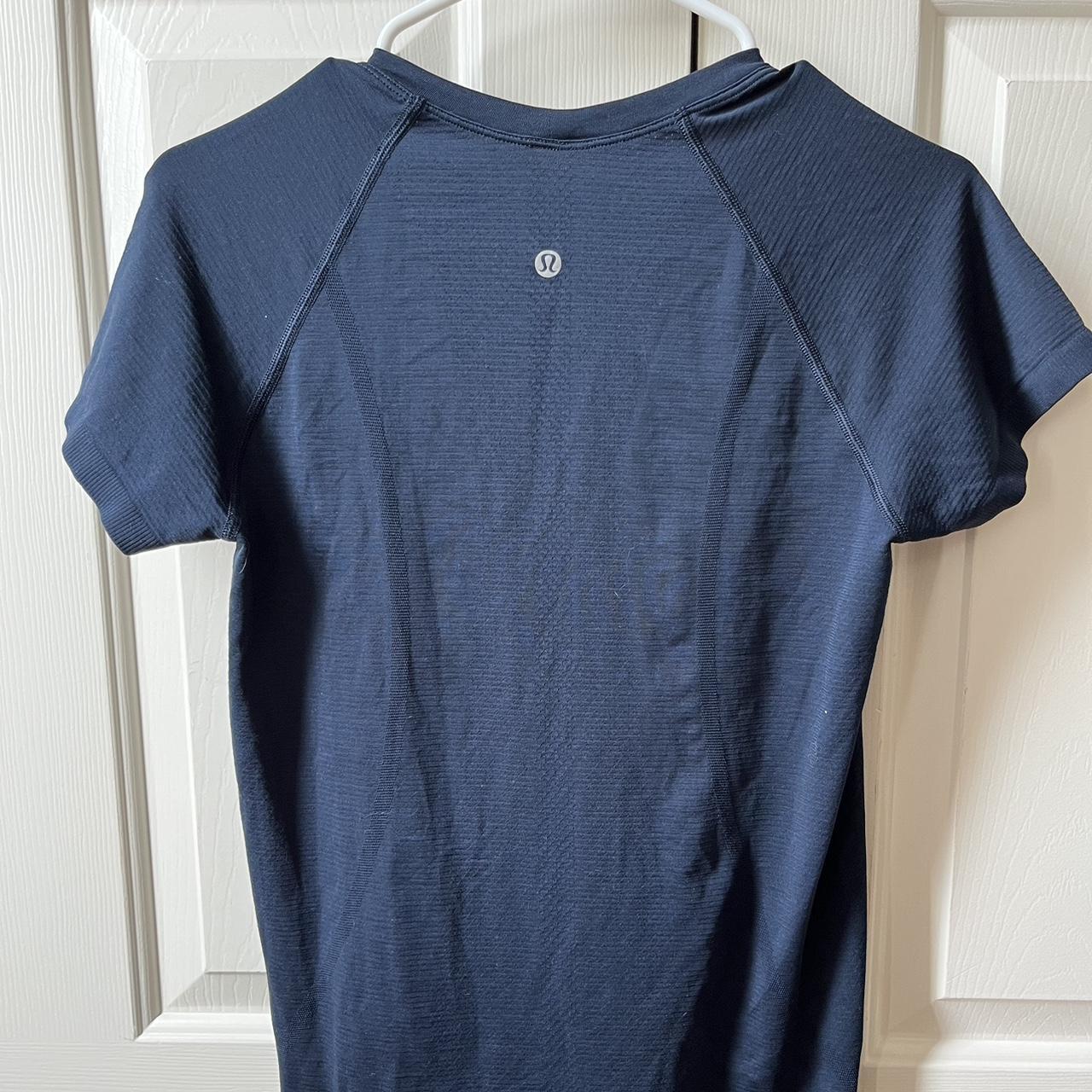 Size 8 navy Lululemon swiftly tech Good condition-no... - Depop