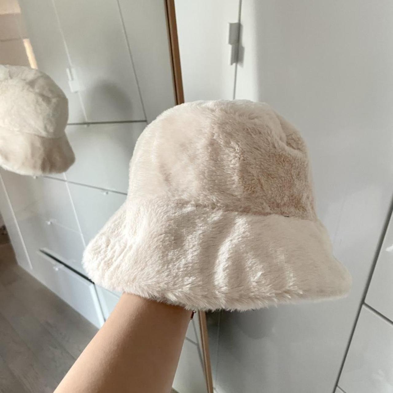 White fluffy bucket hat Super warm and cute Bought... - Depop