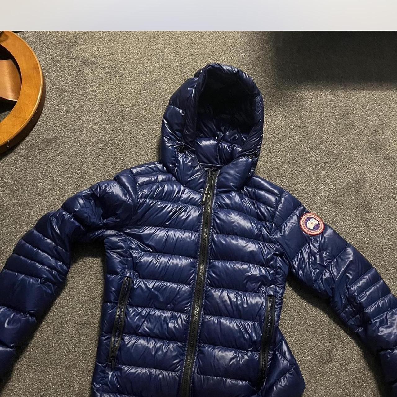 Canada goose lightweight puffer jacket - Depop