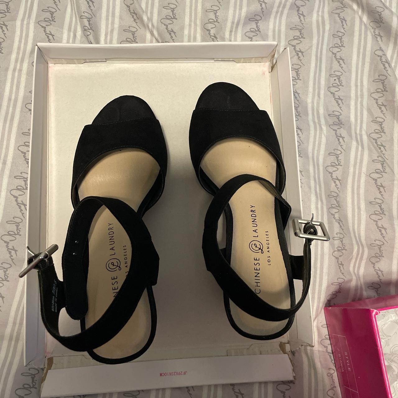 CL by Chinese Laundry Women's Black Sandals | Depop