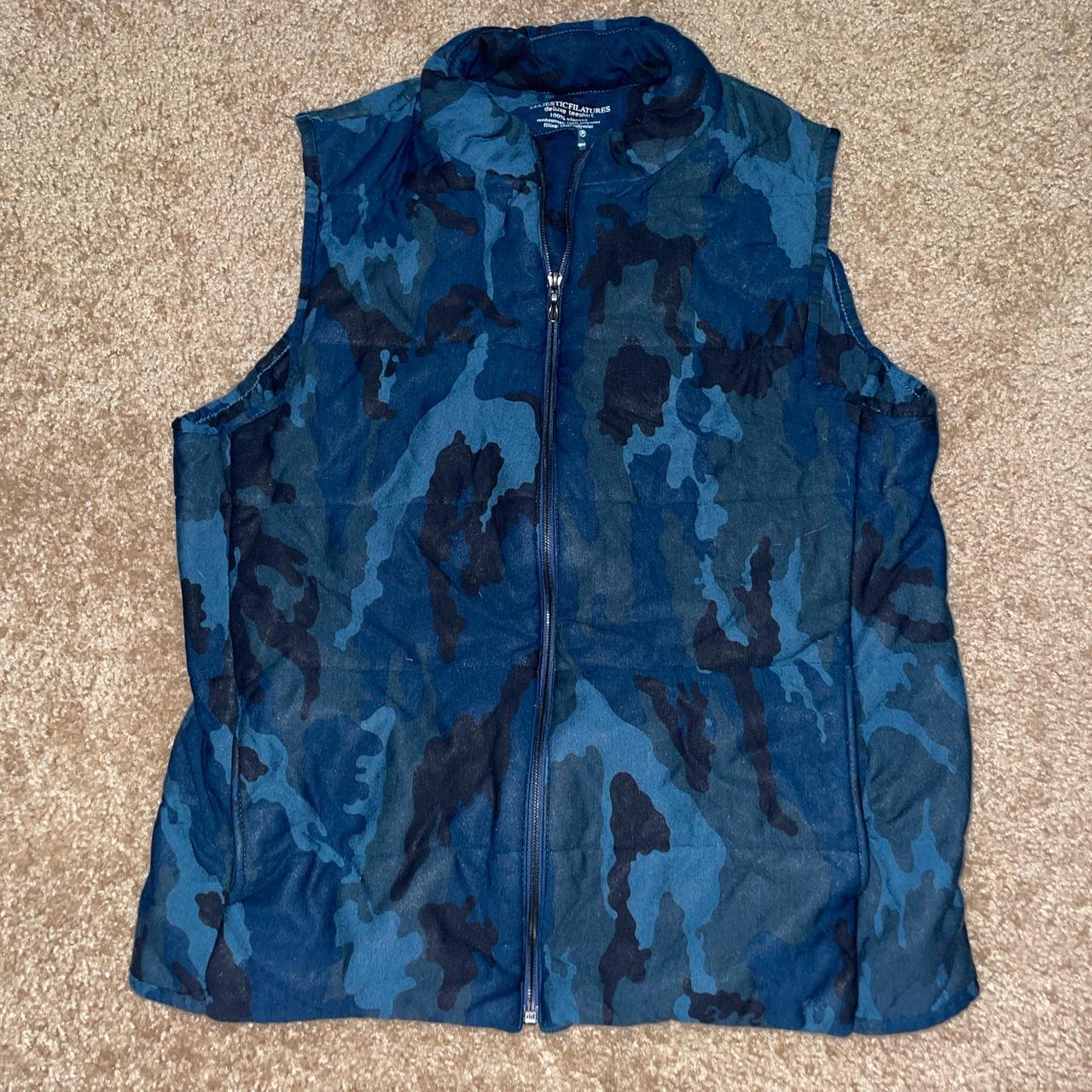 comfy blue/teal camo vest. super cute and comfy and... - Depop