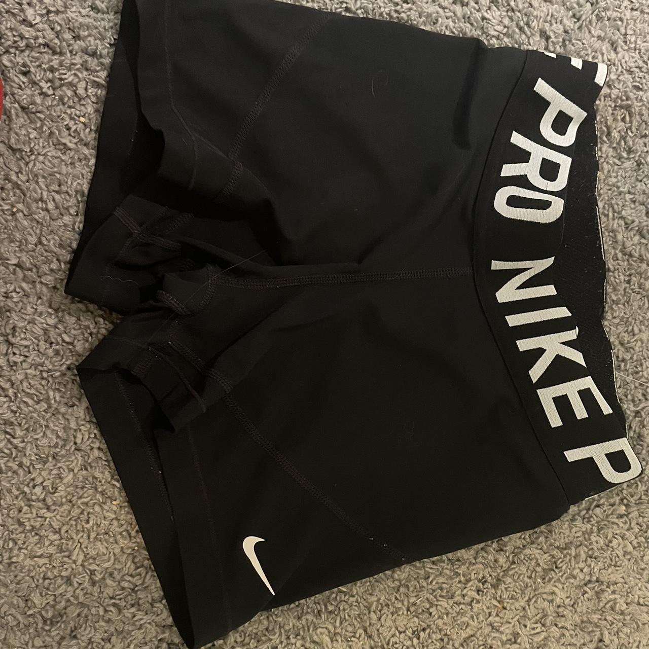 Black Nike pro, size x small, great condition - Depop